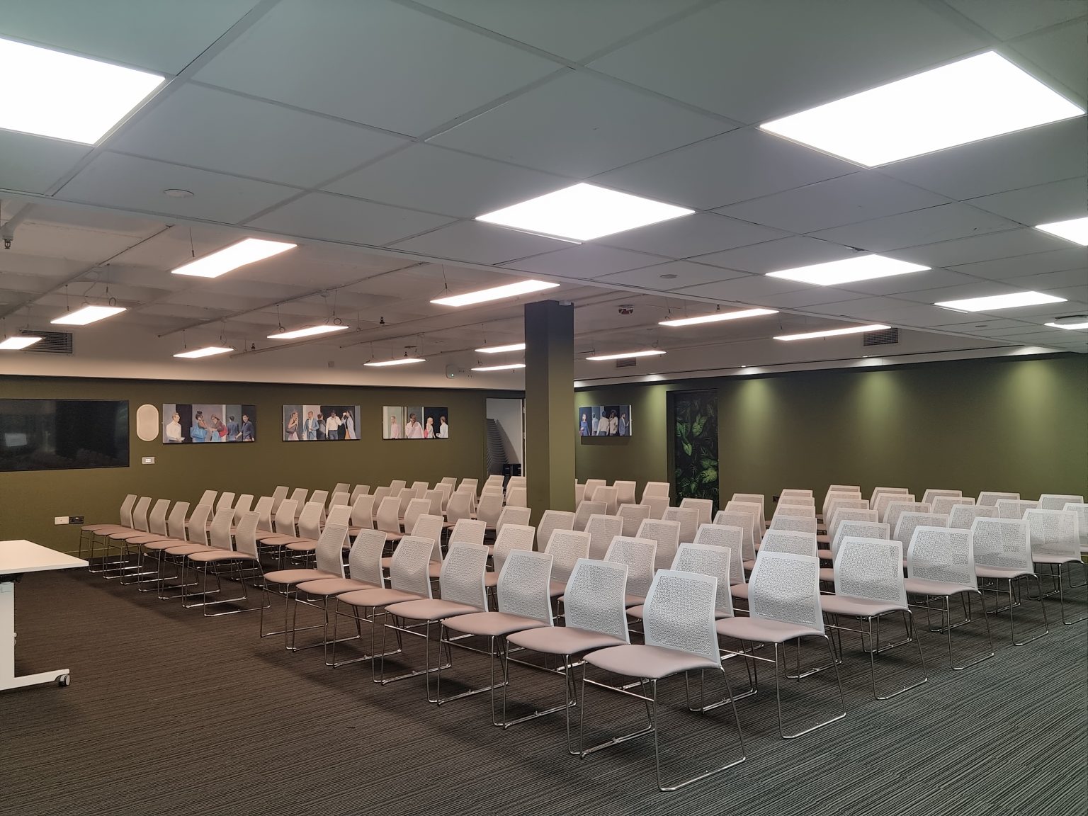 Executive Centre - Business Design Centre